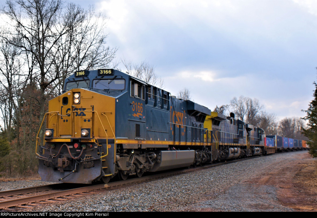 CSX 3166 Q032